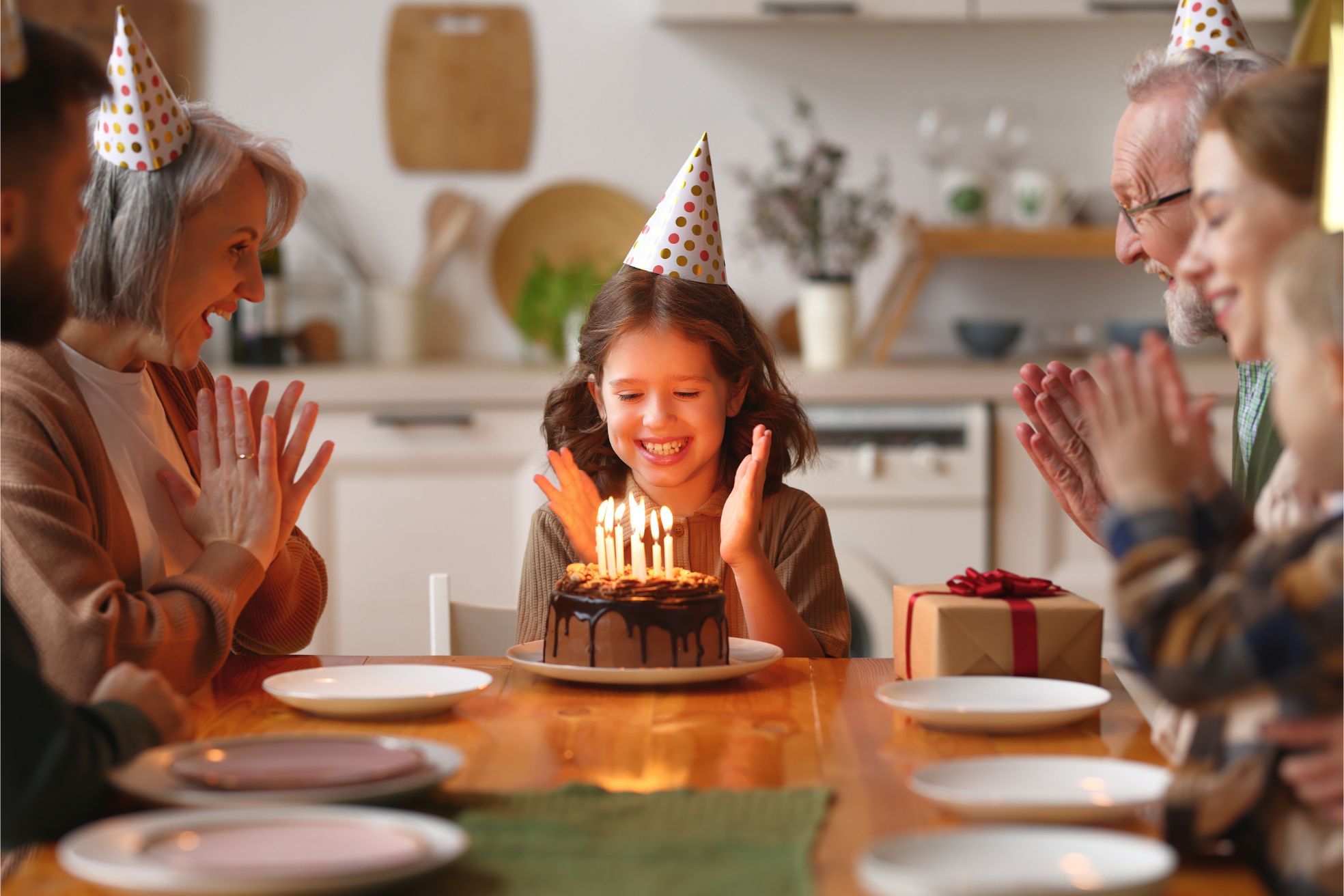 โรงแรมฮอลิเดย์ อินน์ กรุงเทพฯ สีลม 4 ดาว | คุ้มราคาที่สุดในกรุงเทพฯ